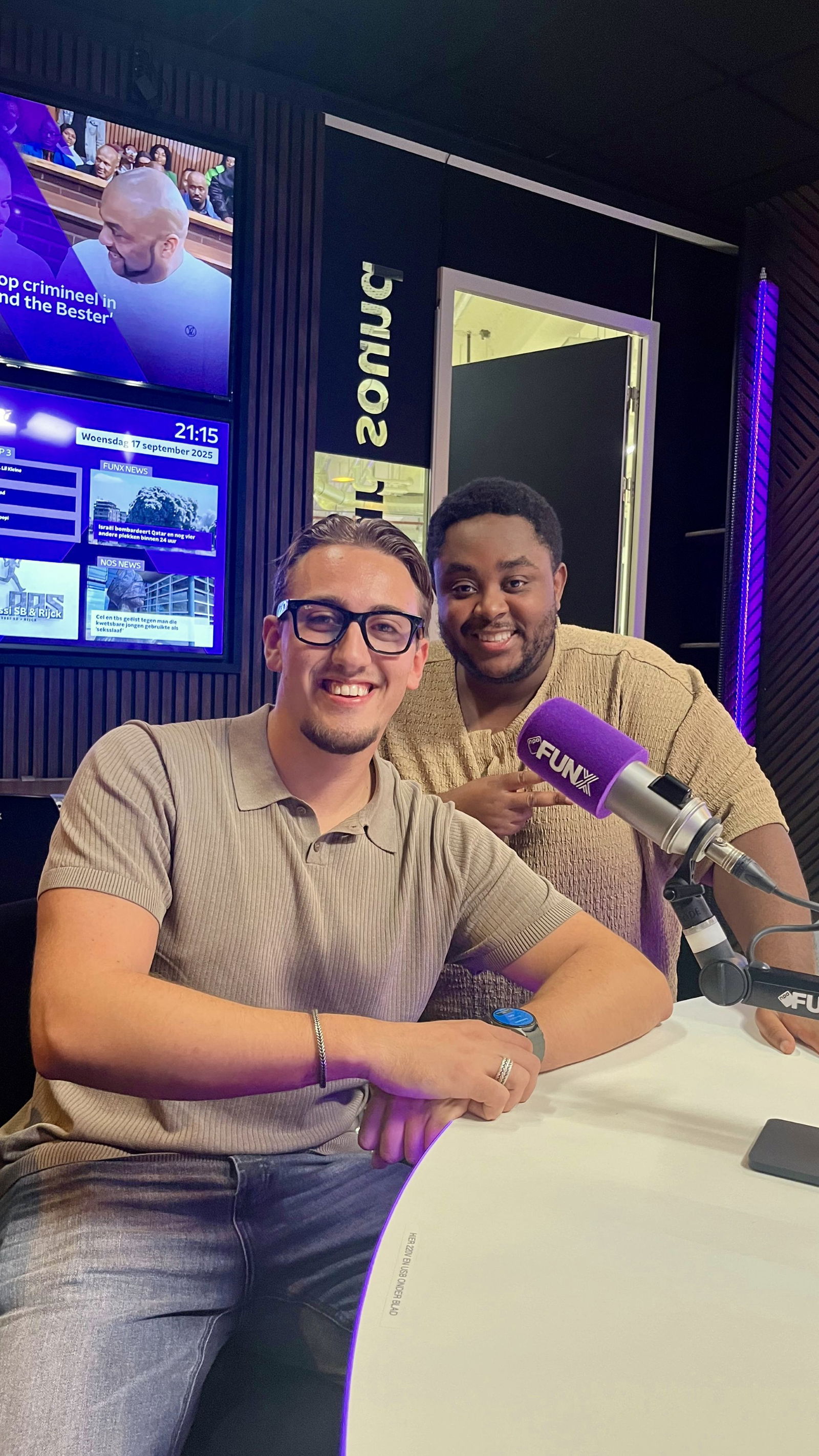 Van zorgkeuken naar TikTok: Thijmen raakt honderdduizenden volgers | FunX